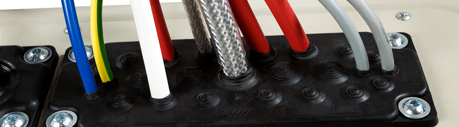 Cable entry plates | Anti-vibration-solutions